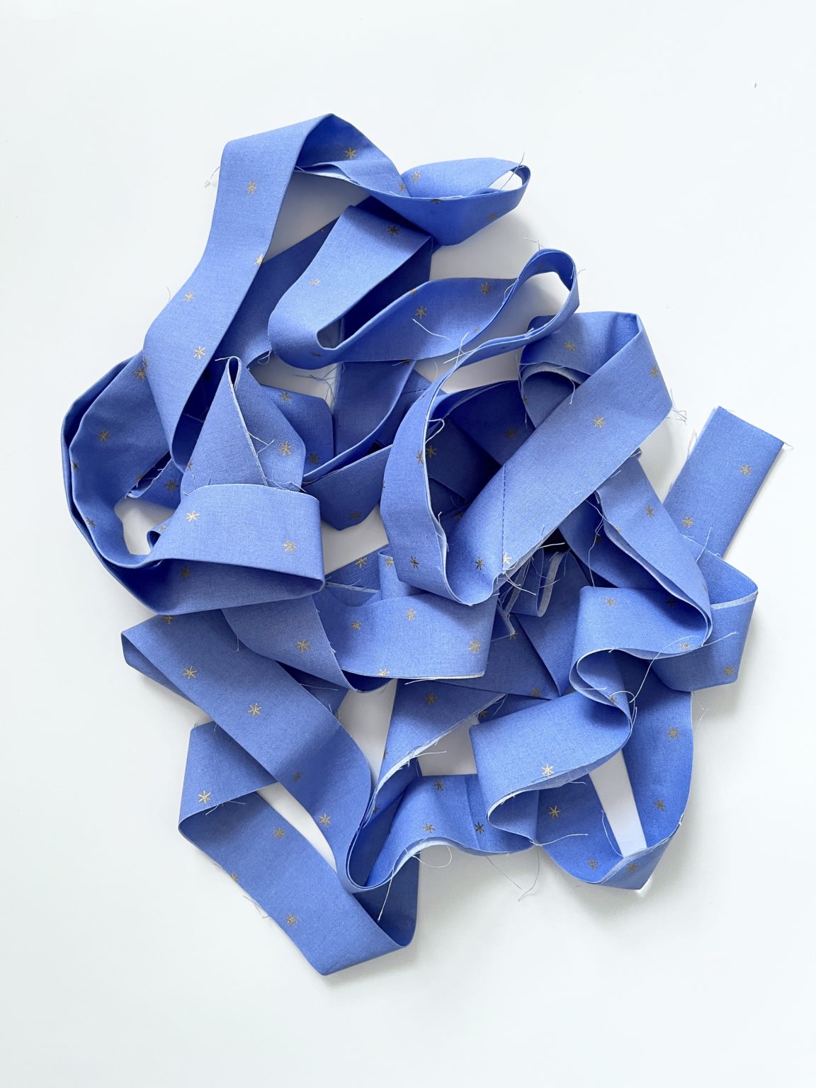 How to make a scrappy quilt binding – Patch + Dot