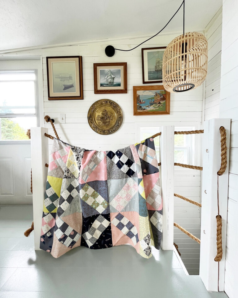 Checkered quilt pattern Five and Dime scrappy version – Patch + Dot